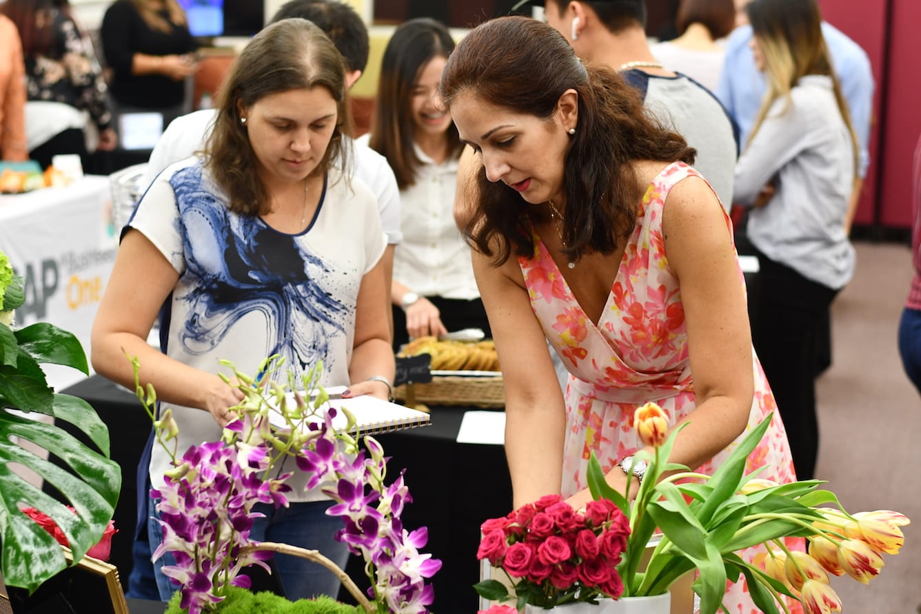 UIC Business Expo Showcases Future Entrepreneurs - United International ...
